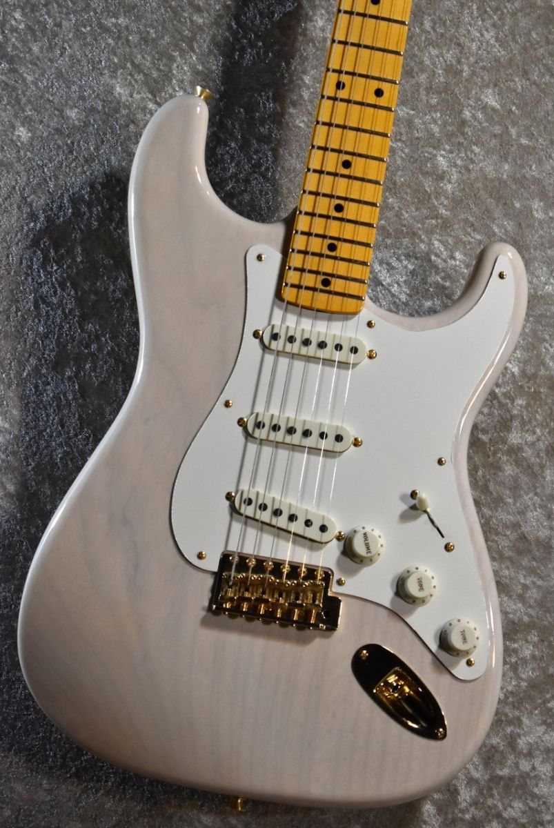 Vintage Custom 1957 Stratocaster NOS Aged White Blonde R119311 | クロサワ楽器 ...