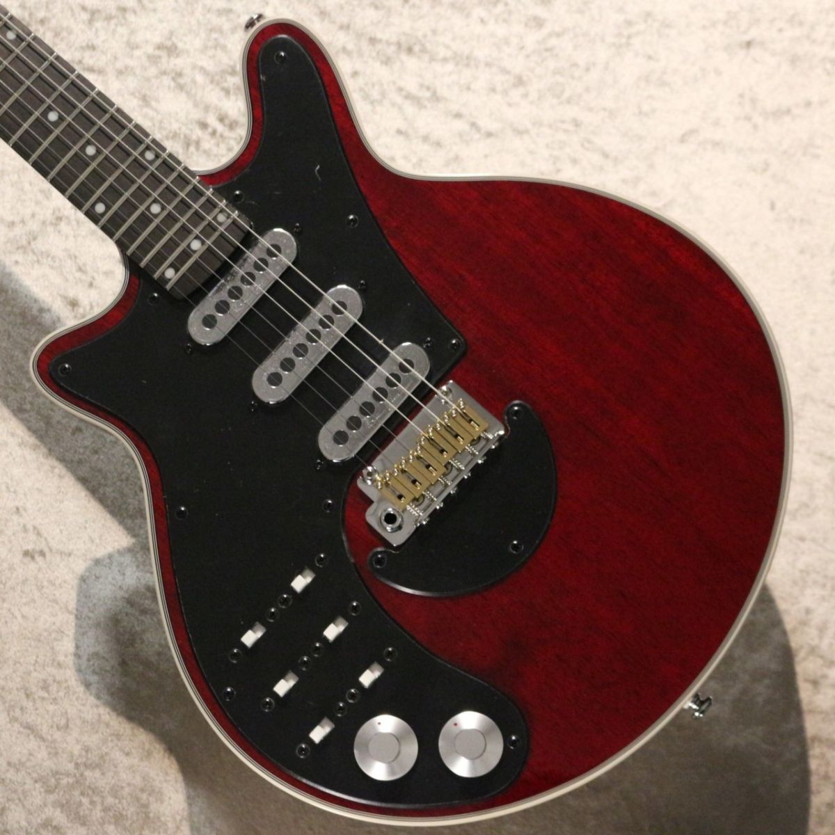 Brian May Special Left Hand "Red" #BHM232695 | クロサワ楽器店 日本最大級の楽器通販サイト