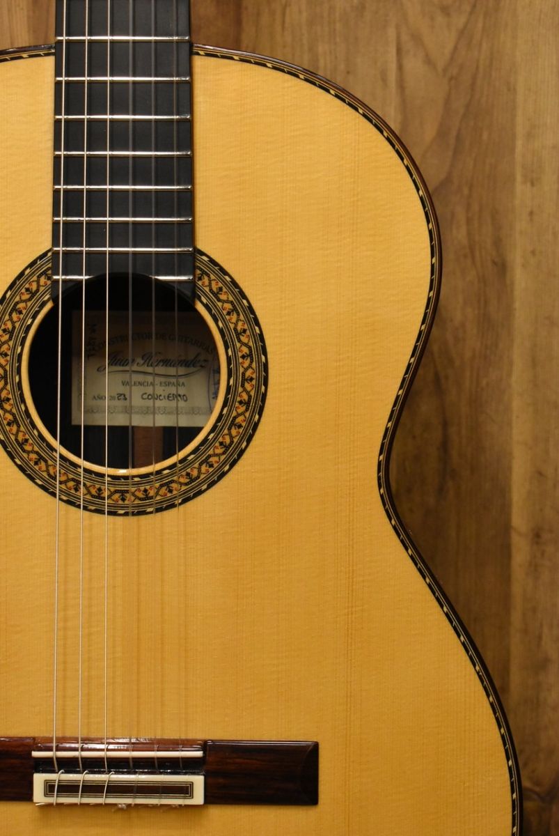 Conciert 松 ローズウッド | 【クロサワ楽器店オンラインショップ】いい楽器とのいい出会いを。クロサワ楽器店通販サイト