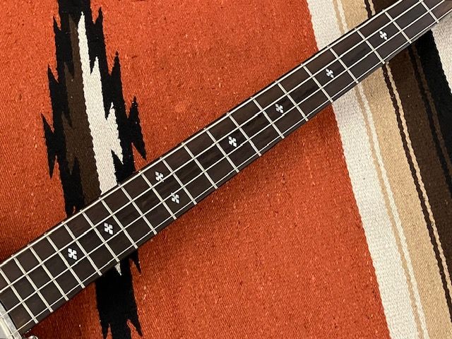 BB-400+ Banjo Bass | 【クロサワ楽器店オンラインショップ】いい楽器とのいい出会いを。クロサワ楽器店通販サイト