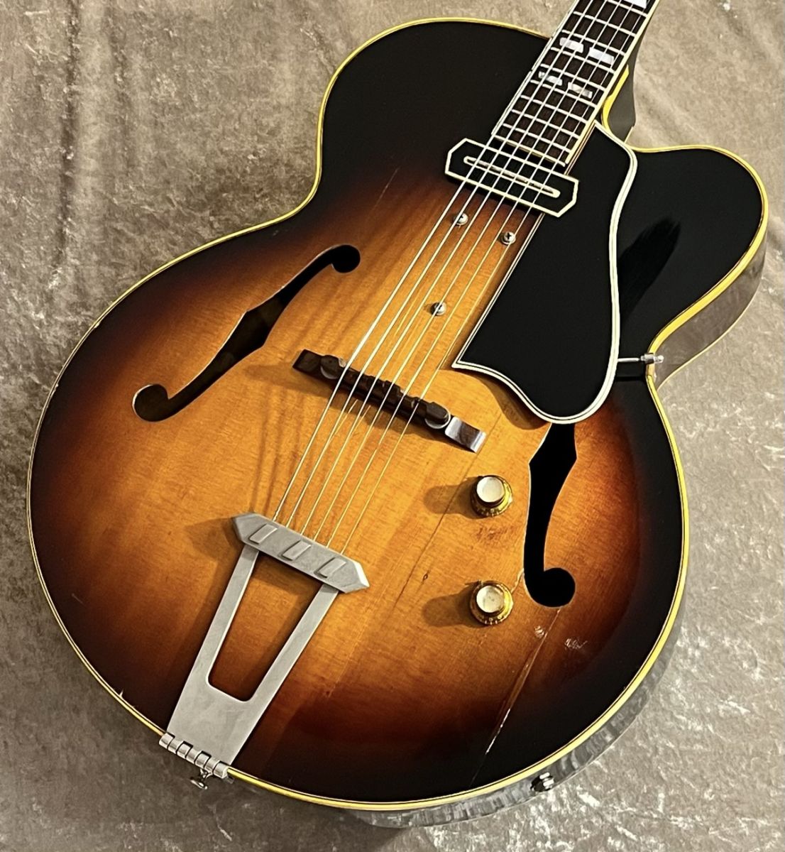 L-7C Sunburst w/C.Christian PU 1961年製 | 【クロサワ楽器店オンラインショップ】いい楽器とのいい出会いを ...