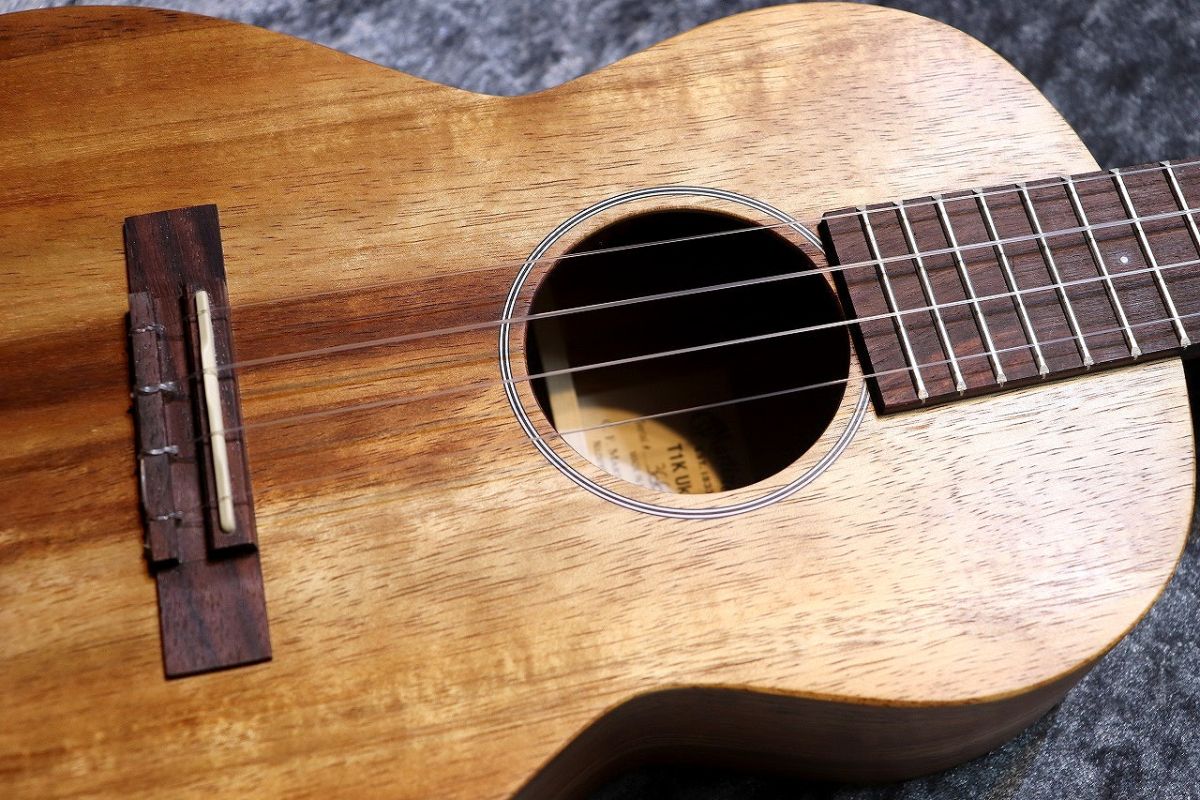 T1K Uke #36625 | 【クロサワ楽器店オンラインショップ】いい楽器とのいい出会いを。クロサワ楽器店通販サイト