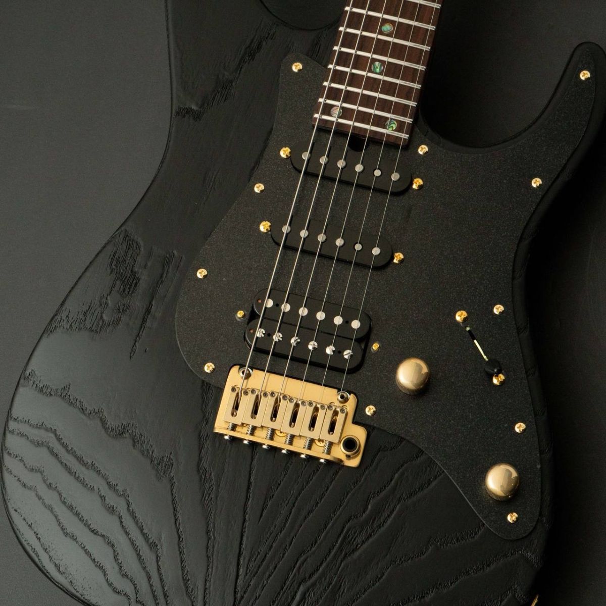 DST Pro 24 Rosewood -Steps Black Mat- | 【クロサワ楽器店オンラインショップ】いい楽器とのいい出会いを ...