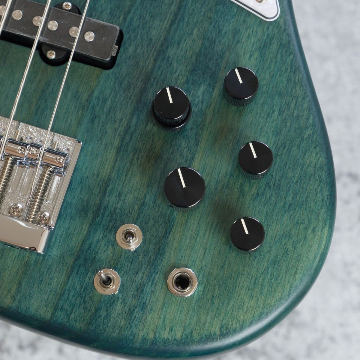 WL524-H.J.FREAKS - BLUS - | 【クロサワ楽器店オンラインショップ】いい楽器とのいい出会いを。クロサワ楽器店通販サイト